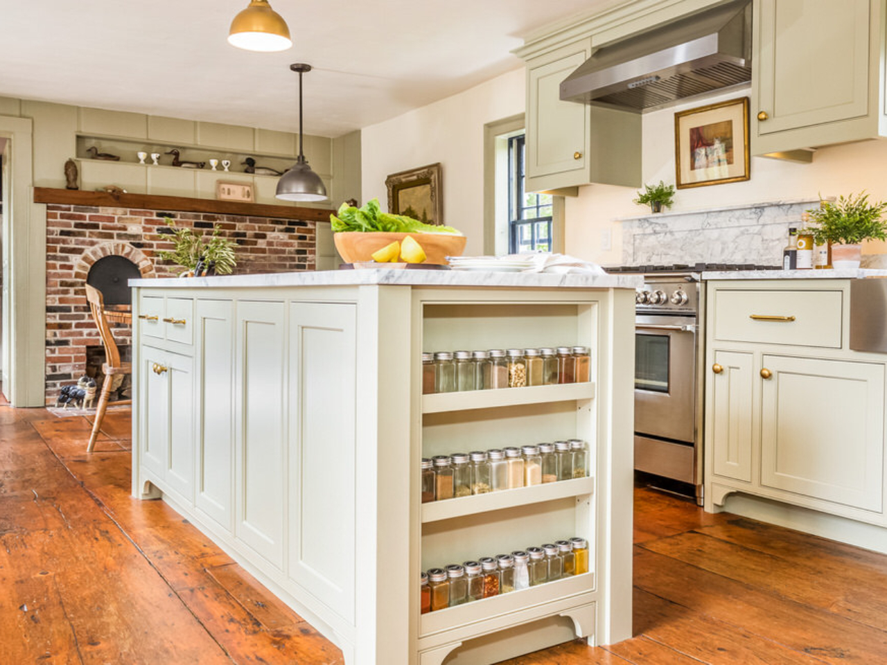 Historic Barnstable - Lewis & Weldon Custom Design Builder