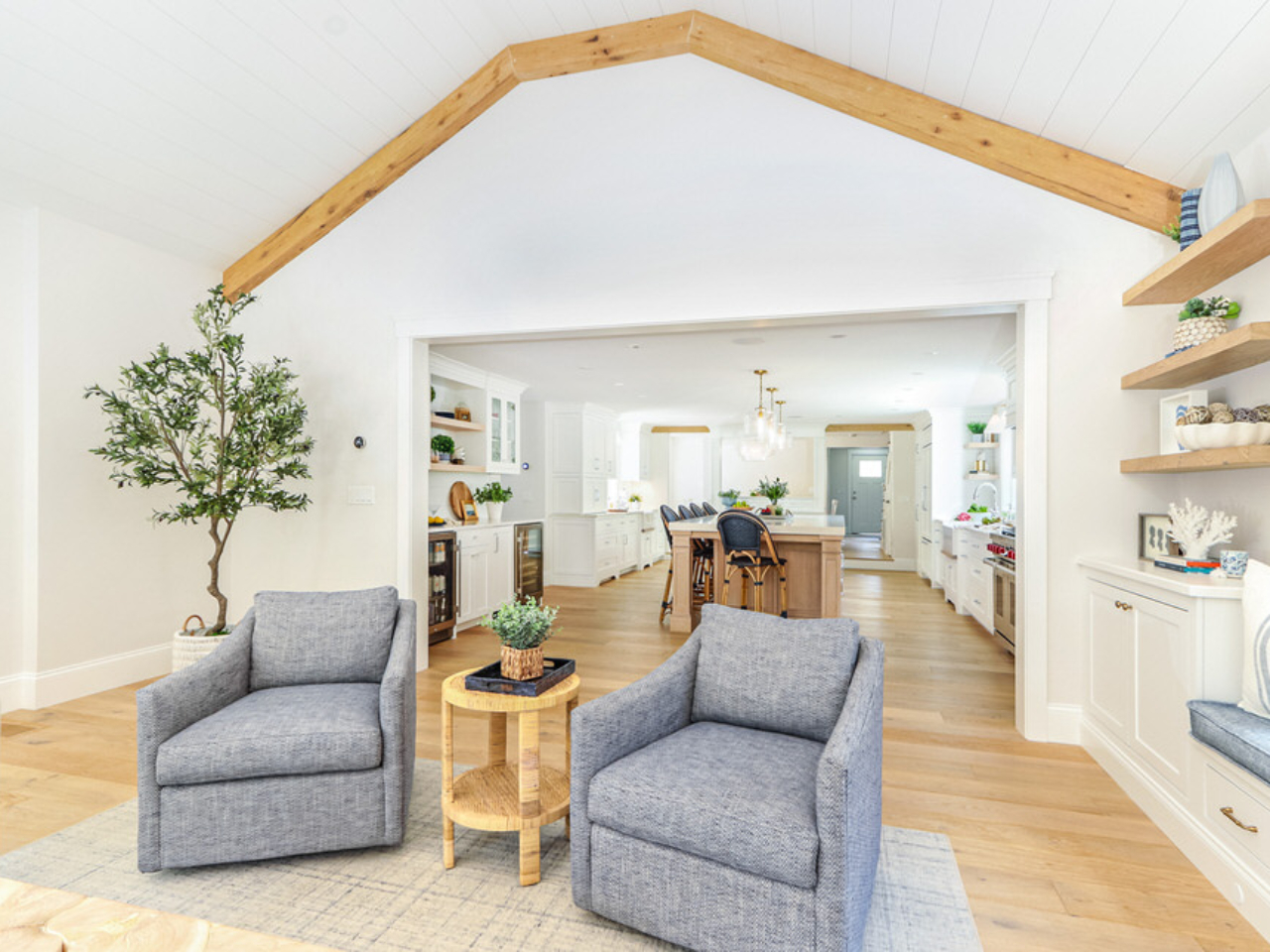 Norwell - Lewis & Weldon Custom Design Builder